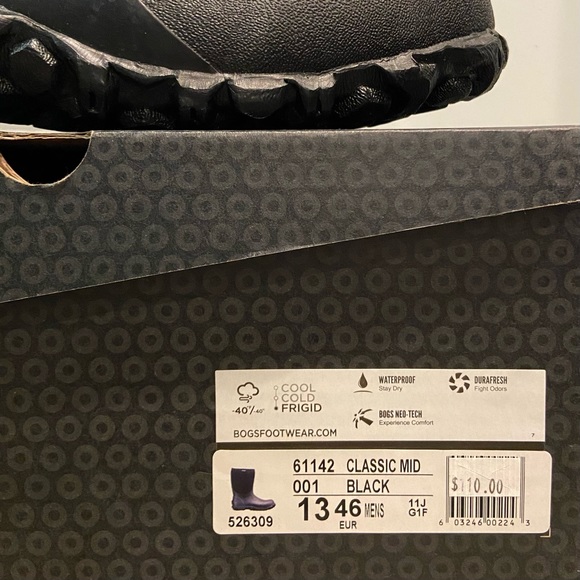 Bogs | Shoes | Nwt Bogs Classic Mid Black Size 3 | Poshmark